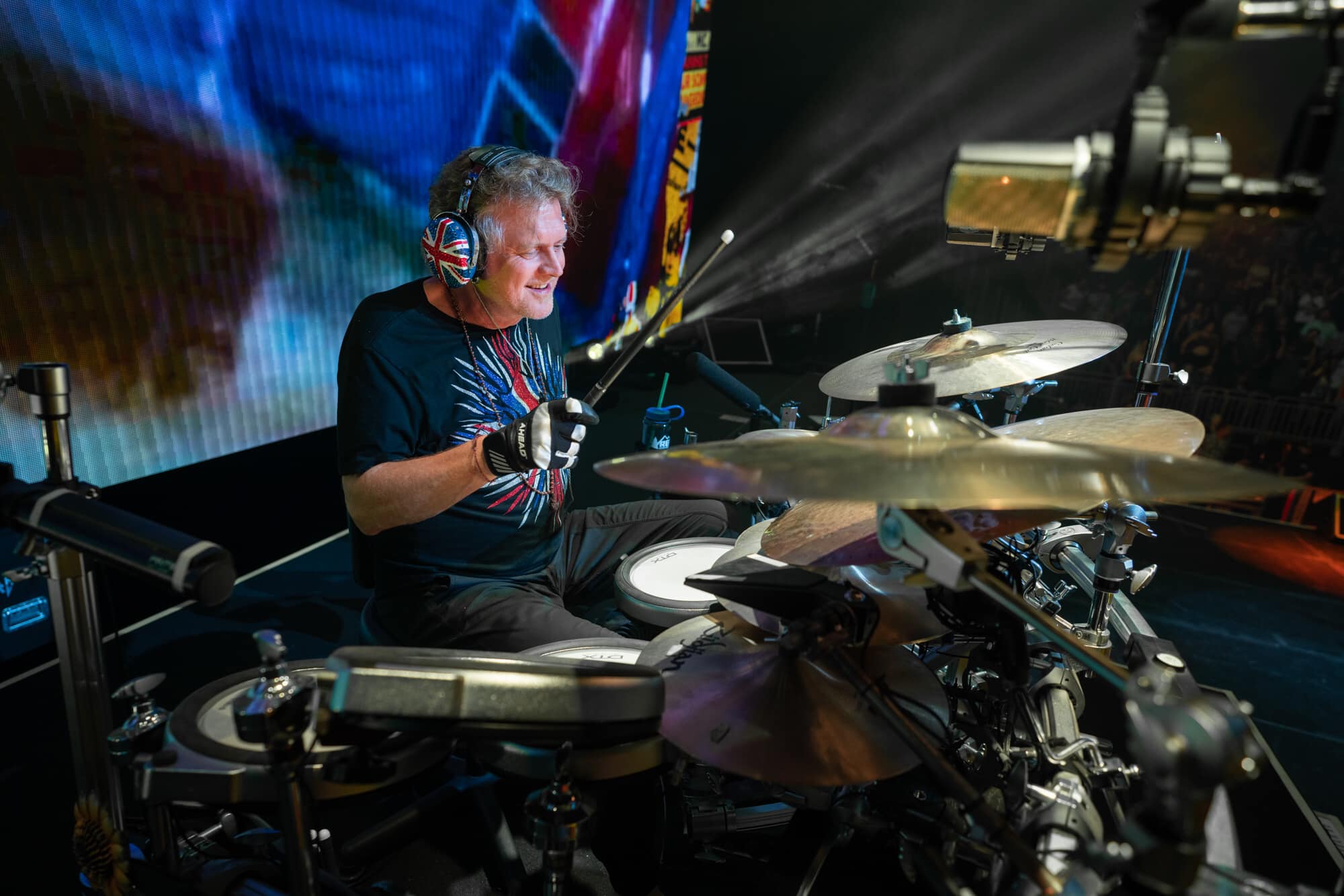 Def Leppard: Rick Allen ringrazia i fan dopo l'aggressione fuori dall ...